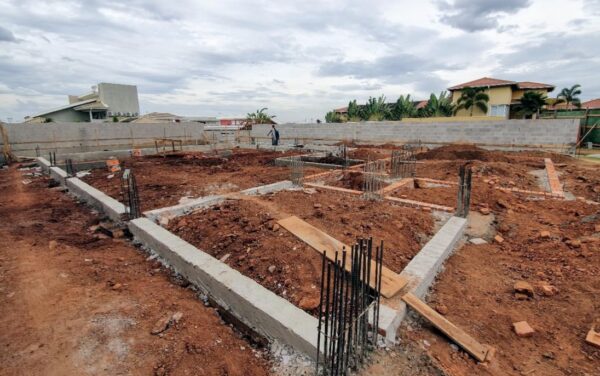 O que é Alvenaria de Embasamento? - C.GAYA